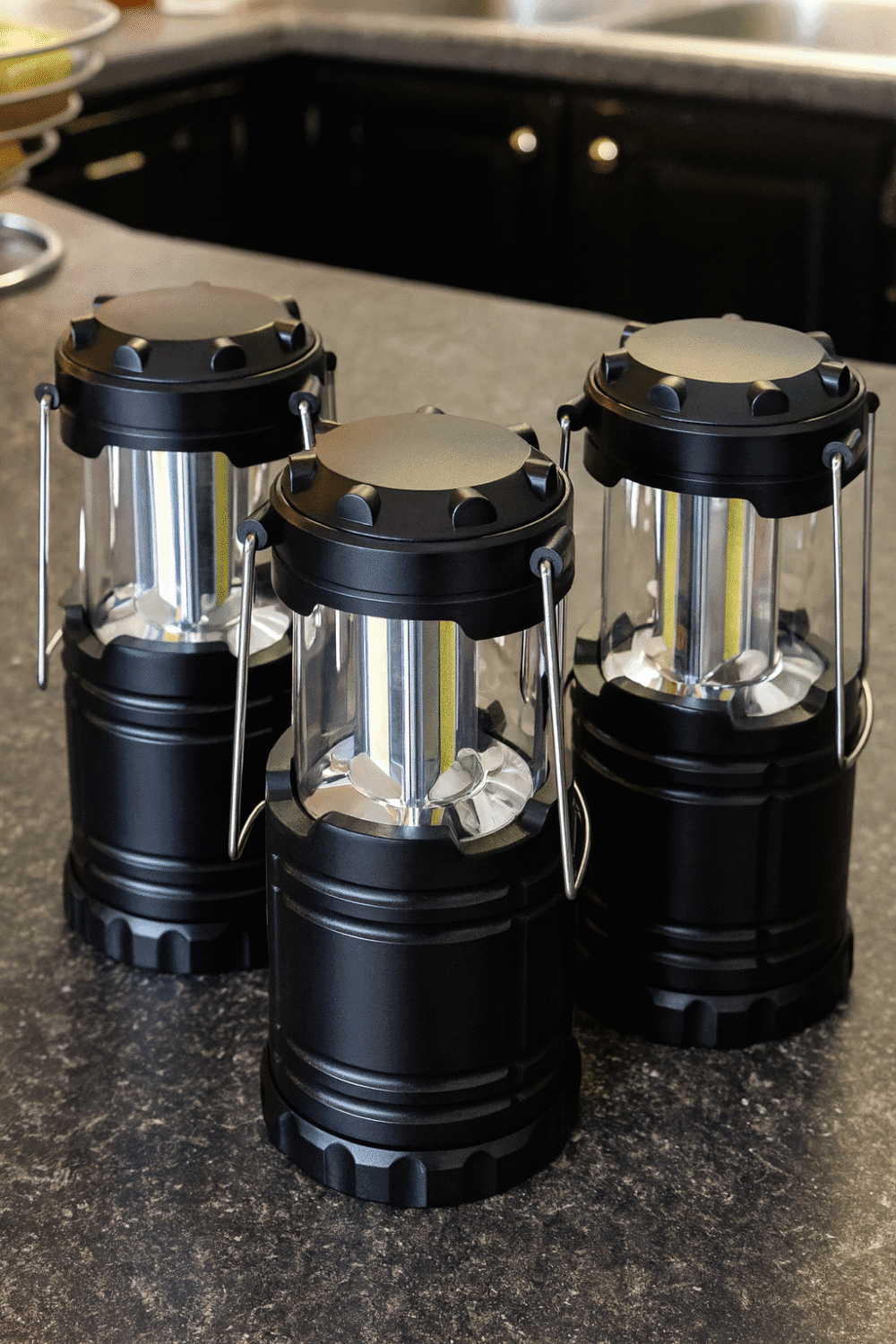 Best Emergency Lights for Power Outages (2025): Indoor-Safe Options ...